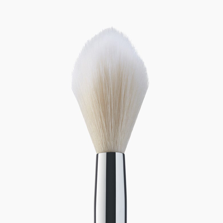 Beautifully Precise Tapered Highlighting Brush | e.l.f. Cosmetics